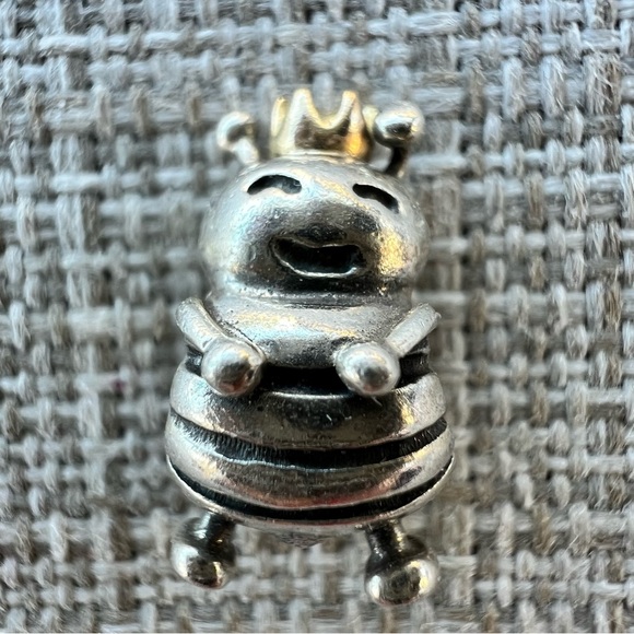 Pandora | Jewelry | Authentic Pandora Retired Sterling Silver 4k Gold ...